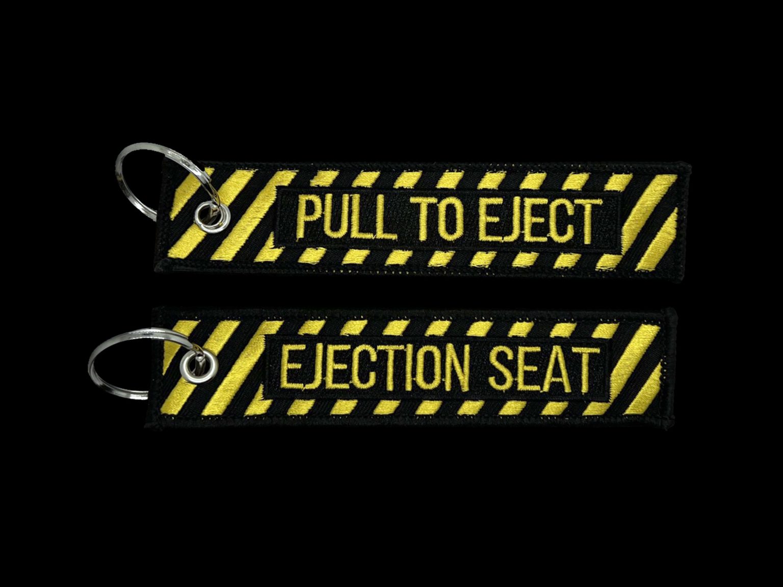 Llavero Pull to eject. Ejection seat - Insignia Online